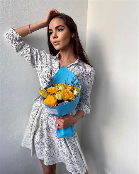 ЖЕНСКАЯ ОДЕЖДА | КАЗАНЬ on Instagram: “Белое платье – элегантность ...
