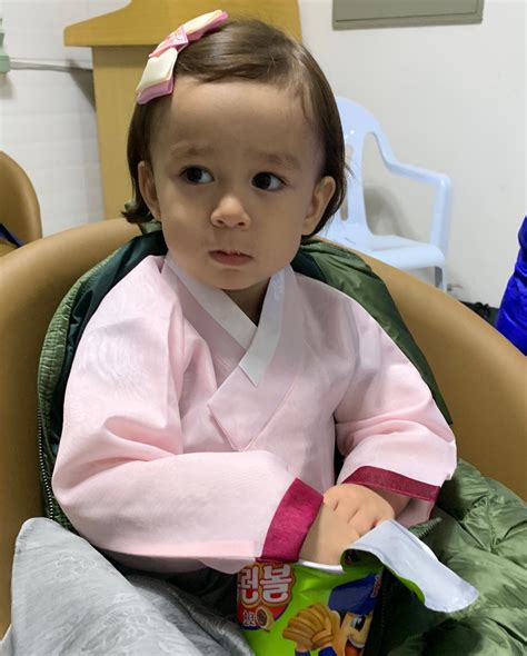 해시태그] 윌장금…샘 해밍턴 아들 윌리엄 귀여운 한복 자태