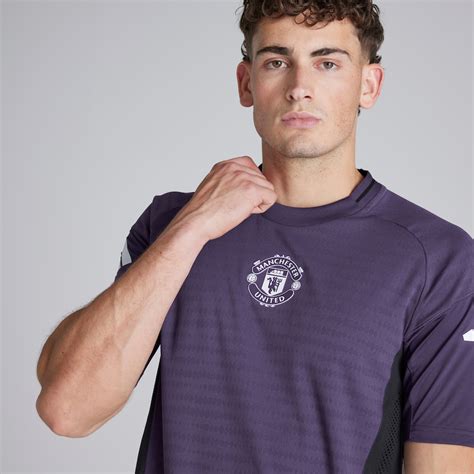 Buy Manchester United Tiro 25 Pro Training Jersey Manchester United Store