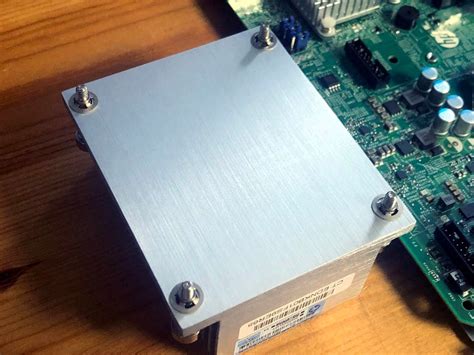 Upgrading The CPU On An HP MicroServer Gen8