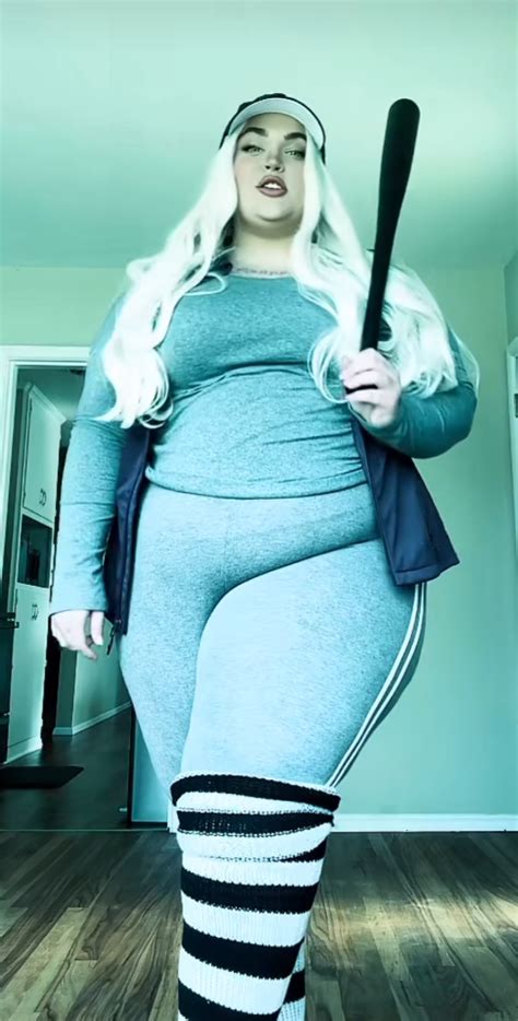 Loey Lane Page 81 Plus Size Models Curvage