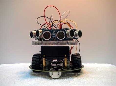 Dionstew Robots Pengenalan Obstacle Avoider Robot