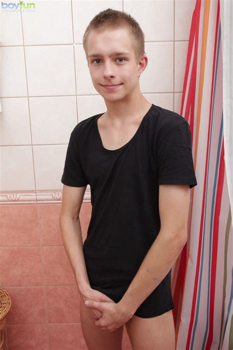 Babe Fun Starring BEN KINGSTON Sex Pictures CoedCherry Com