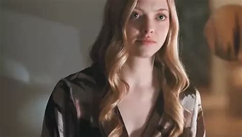 Julianne Moore And Amanda Seyfried Lesbian Sex In Chloe XHamster