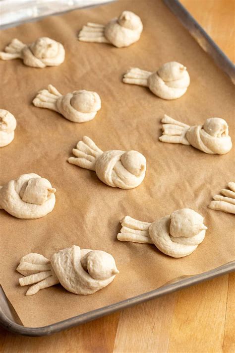 These Bird Bread Rolls Are So Cute And Made With Just One Main Ingredient