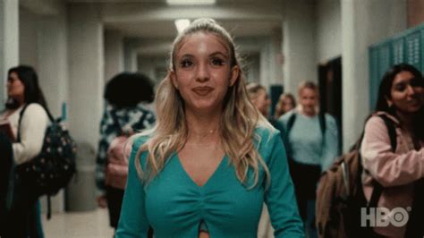 Happy Cassie Howard  Happy Cassie Howard Sydney Sweeney  탐색 및 공유