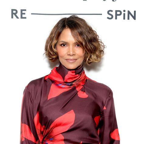 Halle Berry Bares All In Cheeky New Post HELLO