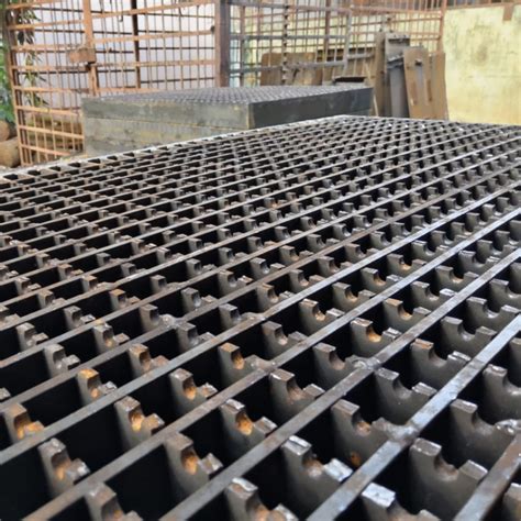 Manual Welded Gratings Custom Fabricated Steel Gratings Manufacturer