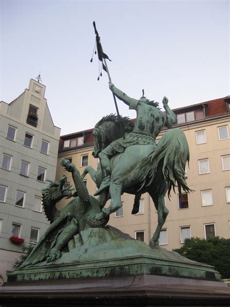 Статуи европы - 91 фото