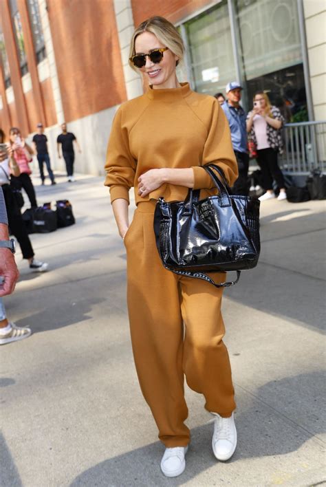 Emily Blunt Leaves Drew Barrymore Show In New York 05022024 Hawtcelebs