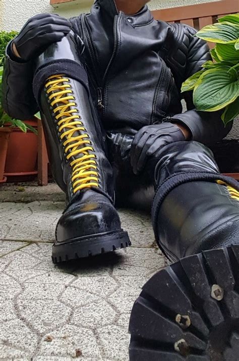 Sexy Rubber And Boots Tumbex