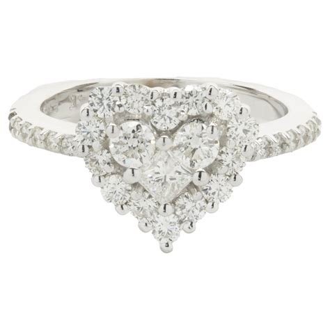 14 Karat White Gold Pave Diamond Heart Ring At 1stdibs