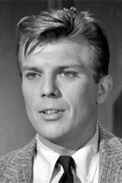 Karl Held About Entertainment Ie