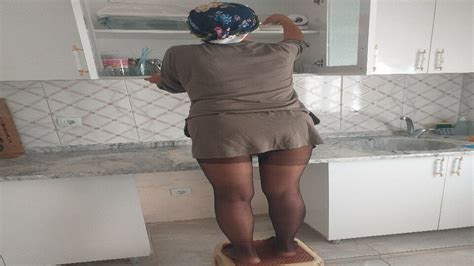 Hijab Turkish Woman Wipes Kitchen Cabinets Xhamster