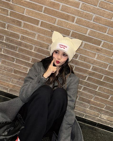 Lisa Pics On Twitter