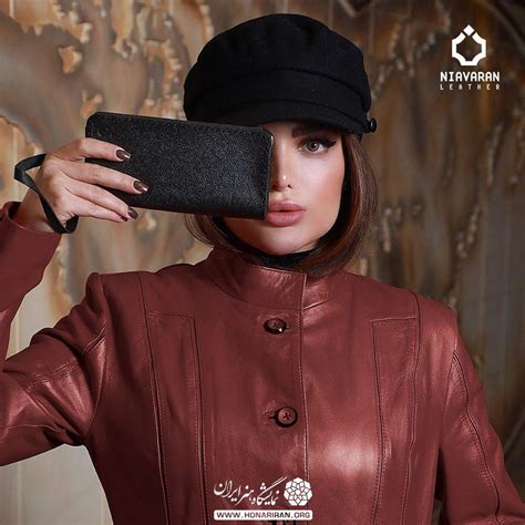 کیف چرم دست دوز مدل دنیز نمایشگاه هنر ایران