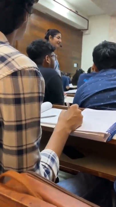 Silently Captured😍😍aakash South Ex Youtube