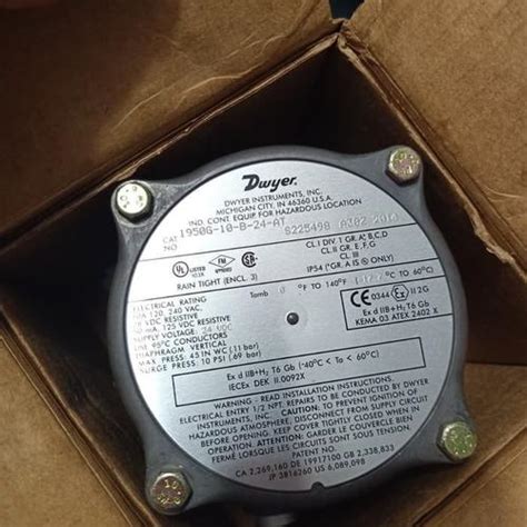 Jual Pressure Switch Ex Proof 24vdc Dwyer Jakarta Barat Cahaya Sakti Teknik Glodok Tokopedia