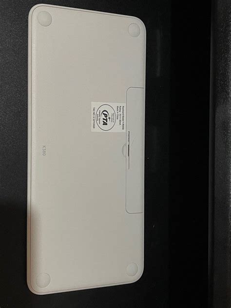 [bundle] Logitech K380 Multi Device Wireless Keyboard M350 Pebble Wireless Mouse Off White