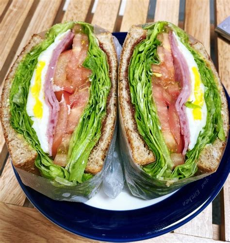 호밀빵 샌드위치 양상추 듬뿍내맘대로 샌드위치