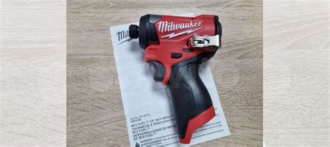 Импакт винтоверт Milwaukee 12V 3453-20 купить в Новосибирске с ...