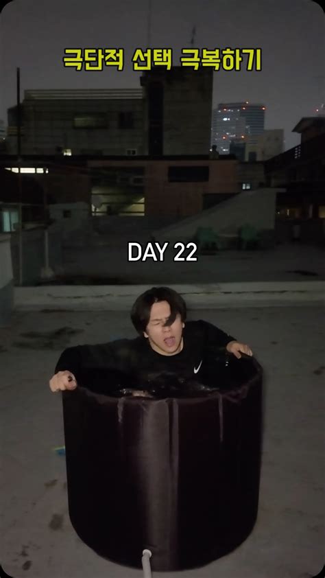 라주 0원으로 살아남기 이 영상을 포스트하기까지 많은 고민을 했습니다 저는 정신적인 질환을 극복하려고 많은 노력을 했지만