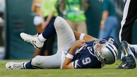 Tony Romo Fractures Collarbone Set For More Tests Monday Espn