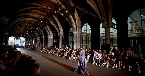 Oud Moamdirecteur Martijn N Wordt Vervolgd Voor Verkrachting En Seksueel Misbruik Minderjarige