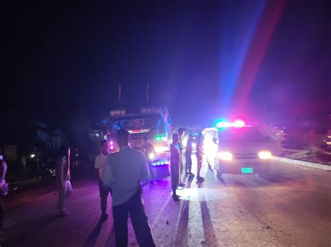 បើករថយន្តបុករបងផ្ទះប្រជាពលរដ្ឋស្លាប់អ្នកបើកបរម្នាក់និង៣នាក់ទៀតរបួសធ្ងន់ សារព័ត៌មាន នគរវត្ត