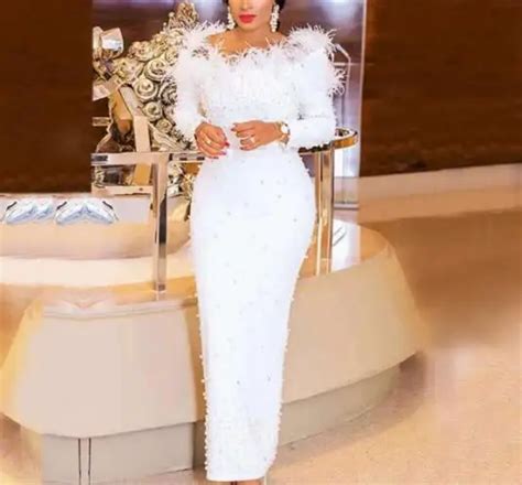 Slash шеи белое Бандажное платье высокого качества модные сексуальные перья с длинным рукавом