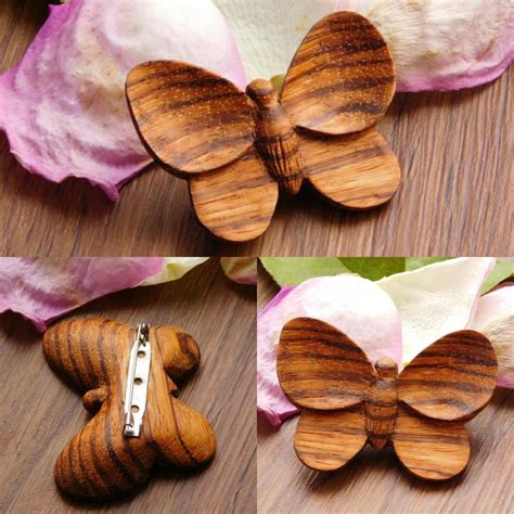 Hand Carved Wooden Brooch Butterfly The Tree Can Convey Tenderness
