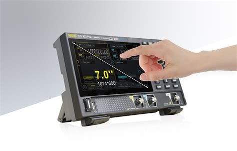 New Compact Waveform Generators Electrometric