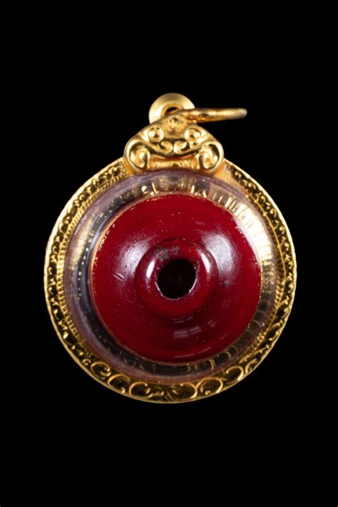 น้ำเต้าดูดทรัพย์หลวงพ่อสด วัดปากน้ำภาษีเจริญ รุ่นแรก พร้อมเลี่ยมทอง เว็บ วุด