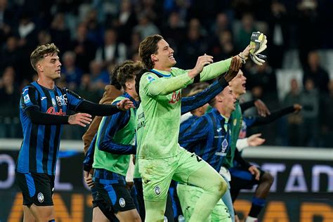 Enn Eitt Nafnið Orðað Við United Dv