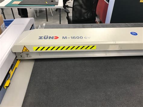 Zund M1600 M 1600 Cv Flatbed Cutter W Conveyor