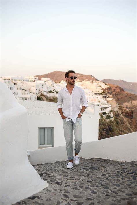 What To Wear In Greece 20 Outfit Ideas For Men 스트릿 패션 남자 옷 패션