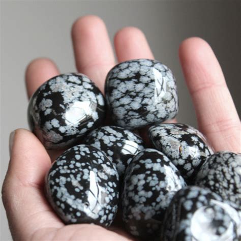 ობსიდიანი Kelistones