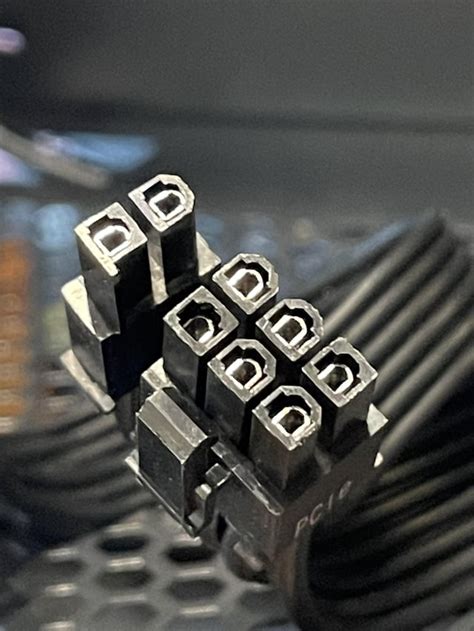 Gpu Cable Has Pushed In Connection R Pcbuildhelp