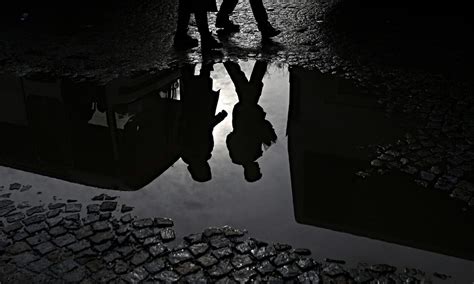 ΕΜΠΛΟΚΗ ΤΗΣ ΕΥΠ ΓΙΑ ΤΗΝ ΥΠΟΓΕΙΑ ΔΡΑΣΗ ΤΩΝ ΔΙΑΚΙΝΗΤΩΝ ΤΑΞΙΔΙΑ ΜΕ ΤΑΡΙΦΑ 5 000 ΕΥΡΩ ΚΑΤΑ ΚΕΦΑΛΗΝ