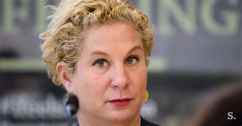 Ana Roš Bo Odprla Restavracijo Pri Savudriji