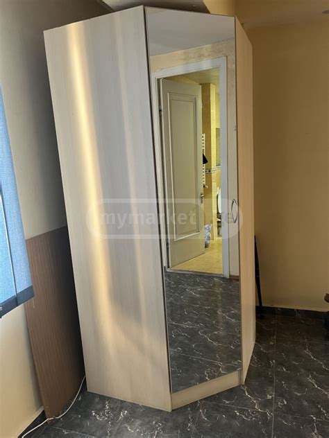 კუთხის კარადა სარკით 2 ცალი მეორადი და ახალი ნივთების ყიდვა გაყიდვის პლატფორმა Mymarket