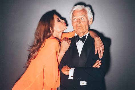 У партнерів велика різниця у віці переваги та недоліки стосунків Пліткарка