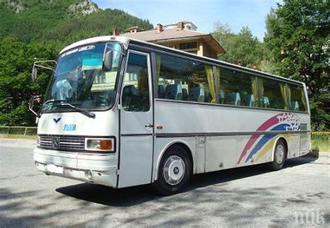 Искат отмяна на новите екотакси за автобуси и камиони Информационна