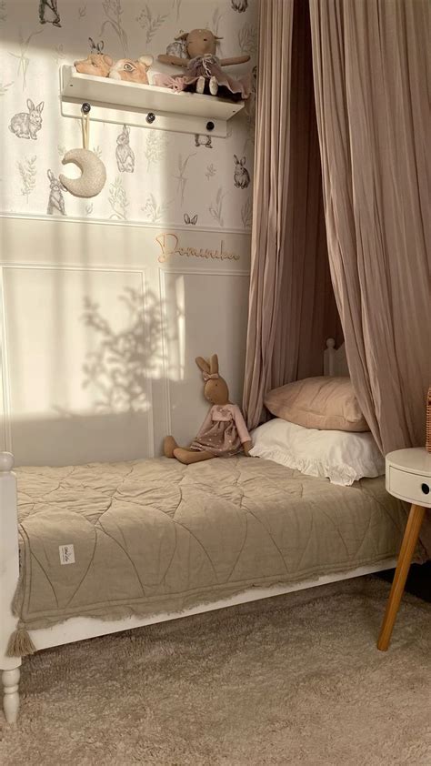 Стильная детская комната для малышки уютная комната для девочки
