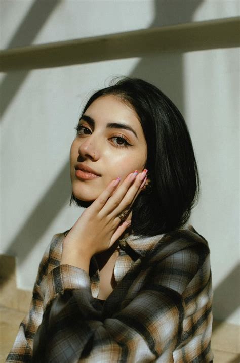 Annural Khalid Named Pakistans 1st Female Radar Artist By Spotify