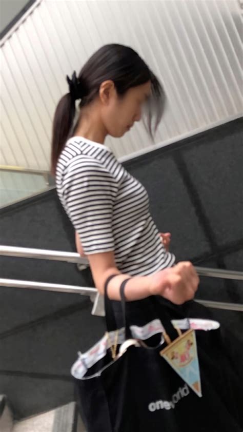 【横からの眺め221 ちっぱいver】長身スリムなolのお椀型ちっぱいを並走で！ アダルト動画・画像のコンテンツマーケット Pcolle