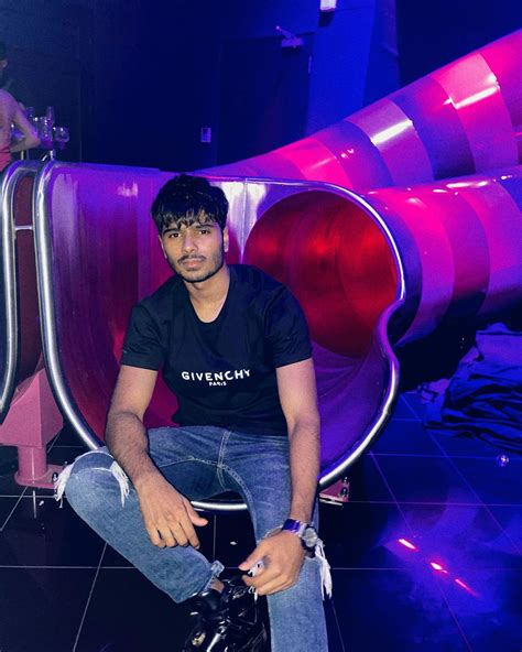 Ganesh Mavuri Neon Future Instagram