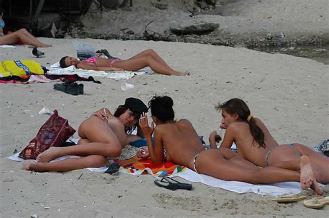 Smoking Beach Girls Photo X Vid Com