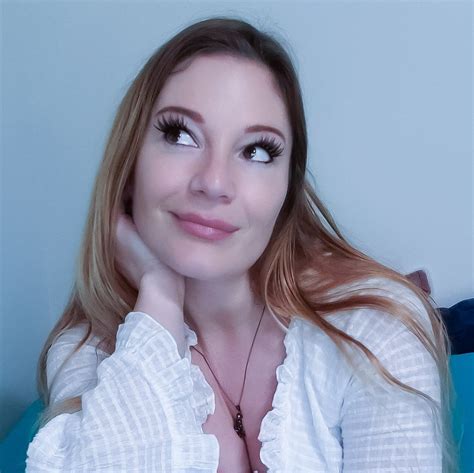 Aurora Snow On Twitter Newprofilepic