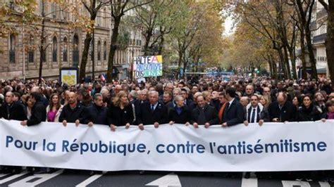 Марш против антисемитизма в Париже перемешал политическую колоду Франции Bbc News Русская служба